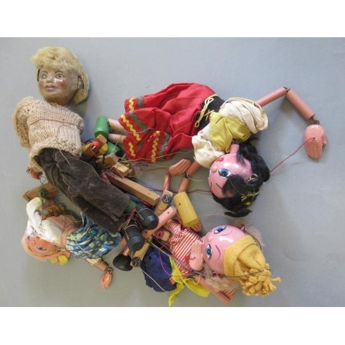 Four female Standard Pelham puppets, operating strings are t... | Barnebys