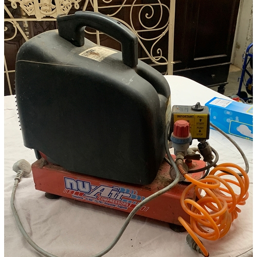 A NuTool NuAir air compressor, model NAG600 | Barnebys