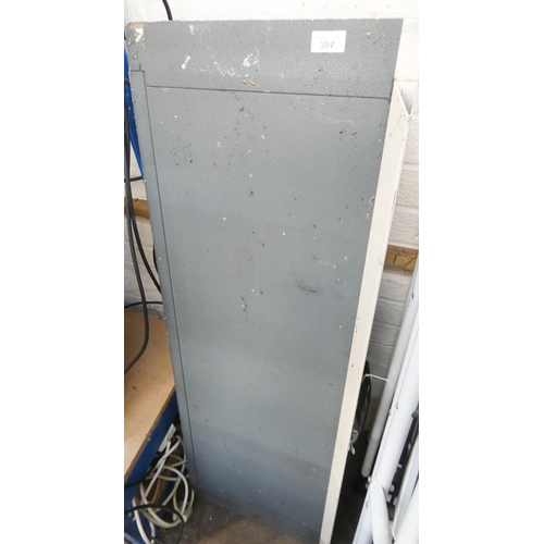 A set of double metal ramps 300kg safe working load | Barnebys