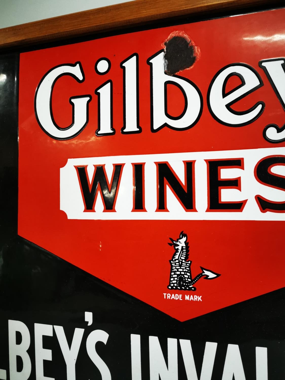 Gilbey's Wine and Gilbey's Invalid Port - Auktionen & Preisarchiv