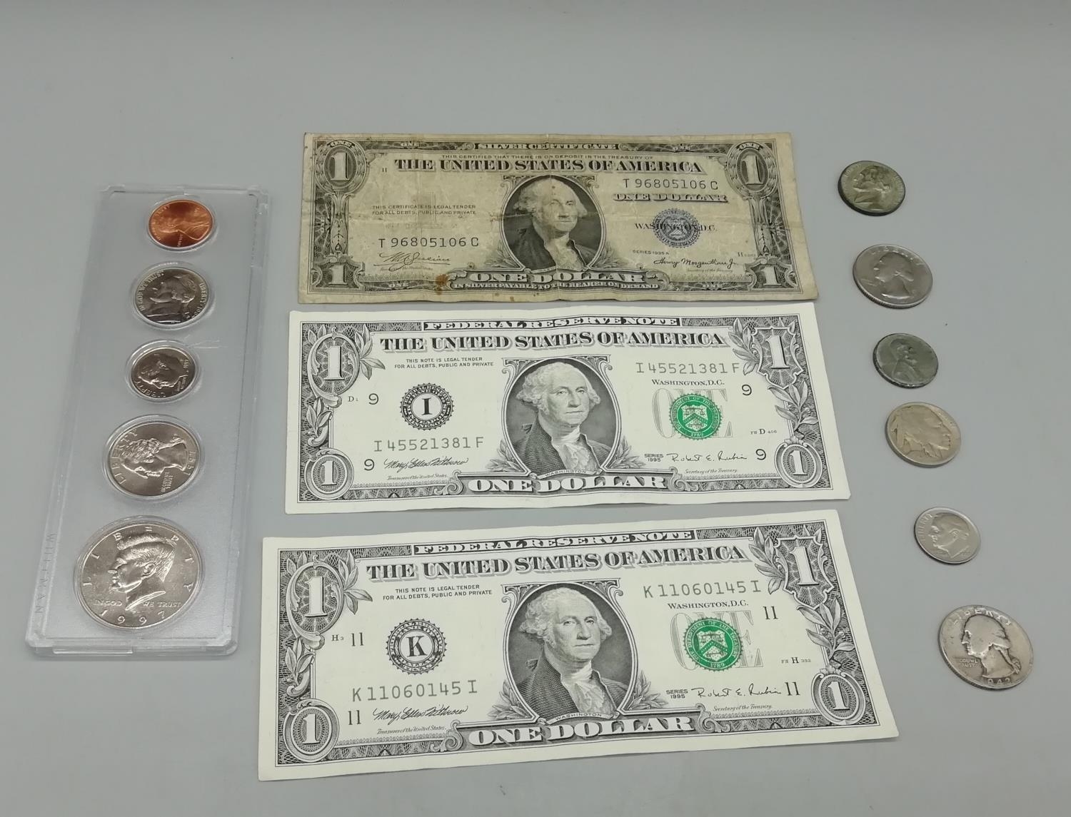 Collection of American Bank Notes, Coin Set plus other USA Coins.