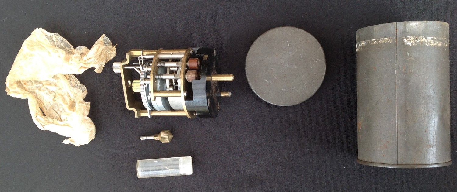 WW2 British RAF Delayed Action Bomb Detonator (INERT & FFE ...