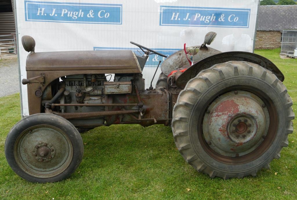 Ferguson Continental tractor. 1946. SN.TE69. Cast iron gearbox, very ...