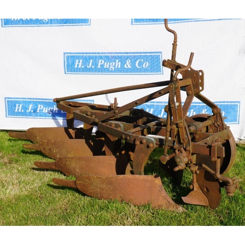 Ford Ransome TS59E 4 furrow plough with discs and skims