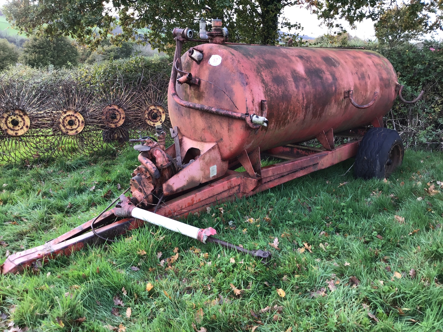 Slurry tanker
