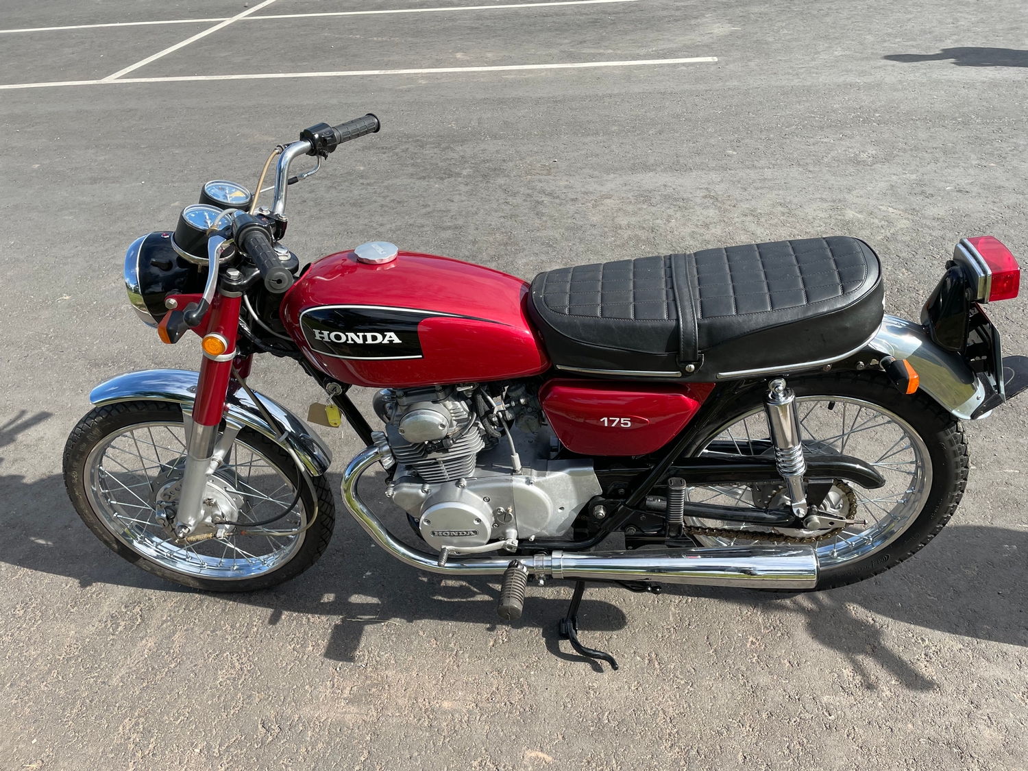 Honda CB 175 motorcycle. 1975. Good runner. Little use. Reg. JDK 217N. V5