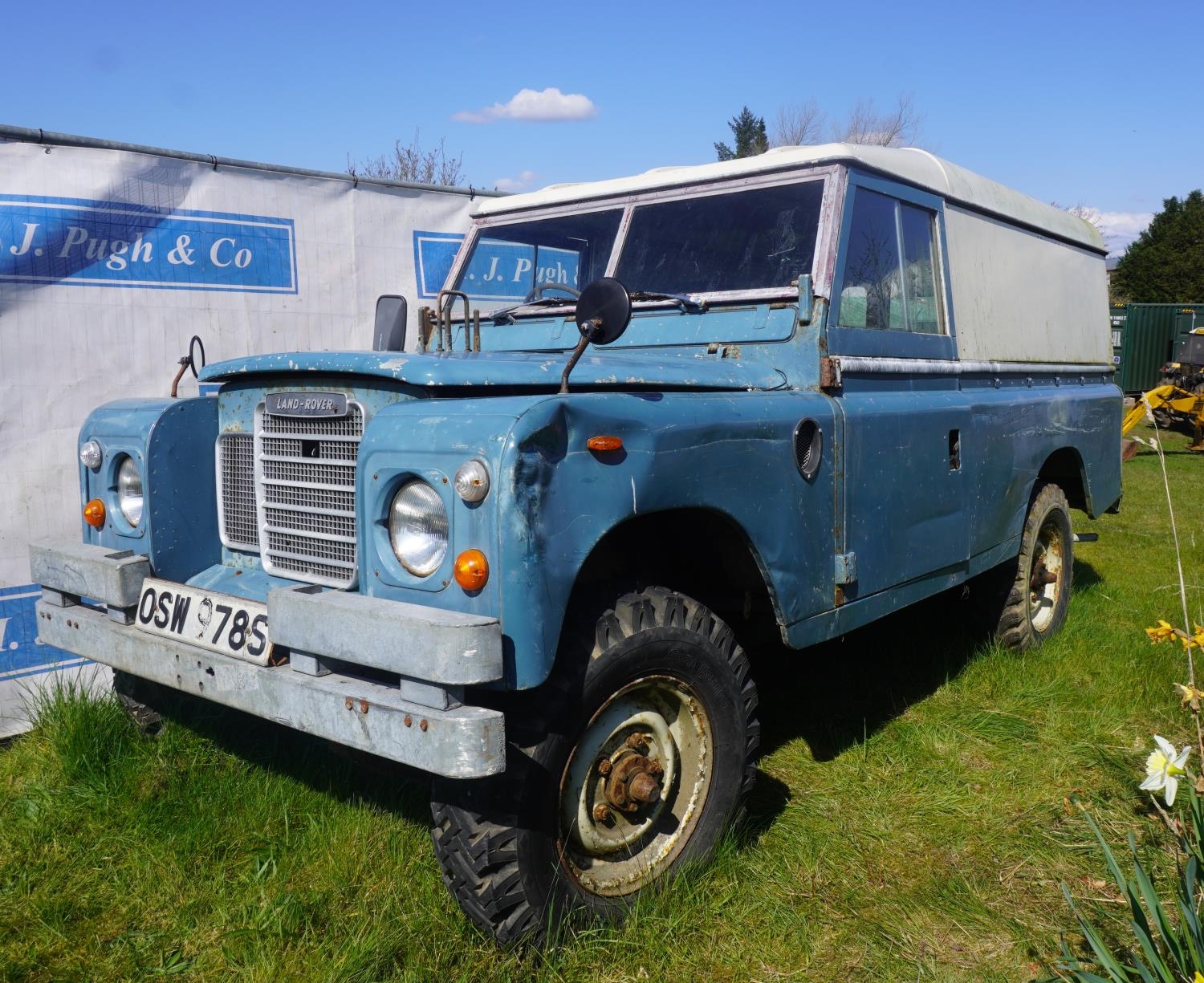 Land Rover 110 Series 3. 1978. showing 50,000miles. Reg. OSW 978S. V5