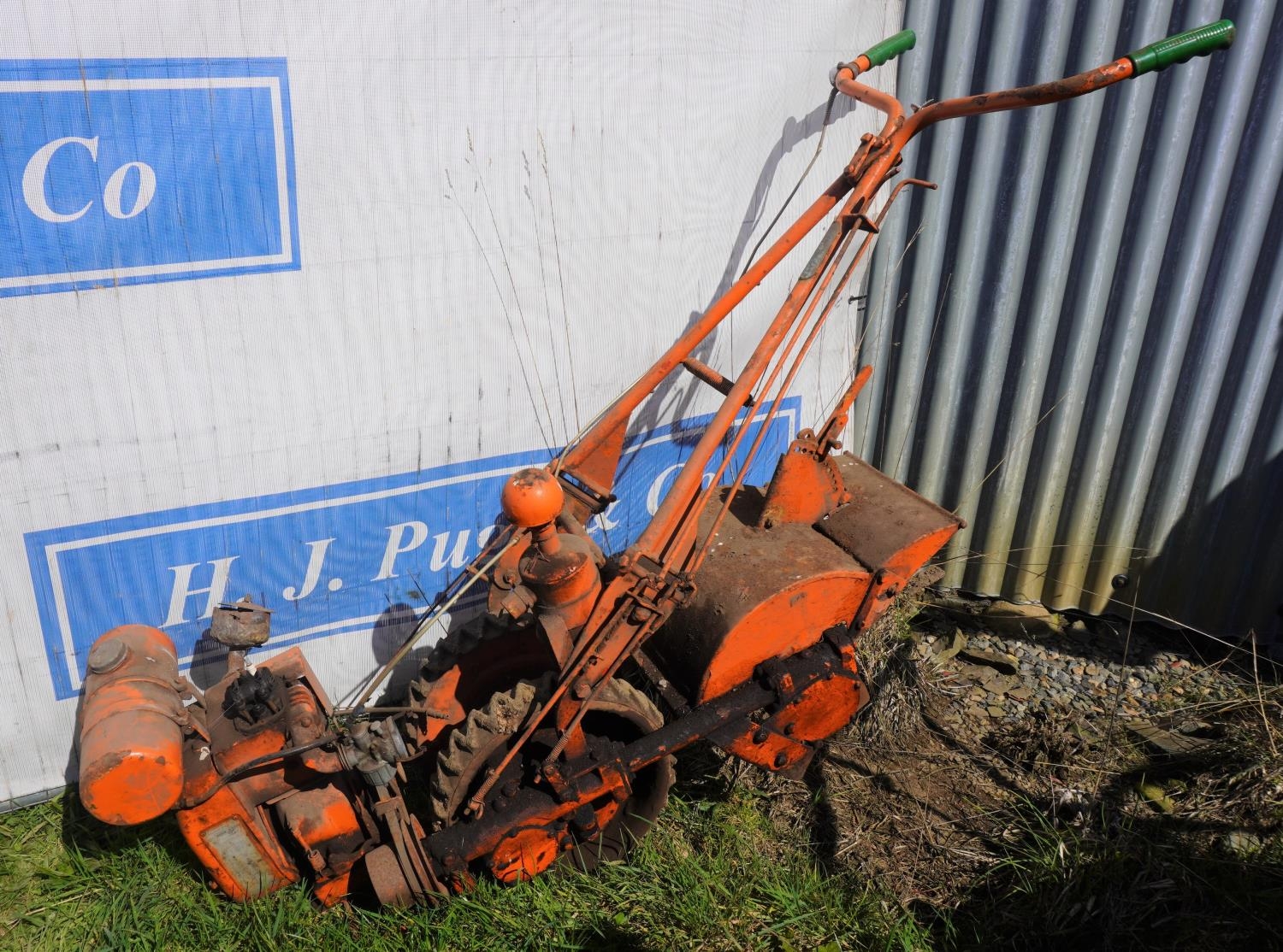 Howard rotavator with Villiers engine