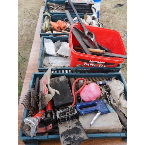 Large quantity of workshop consumables