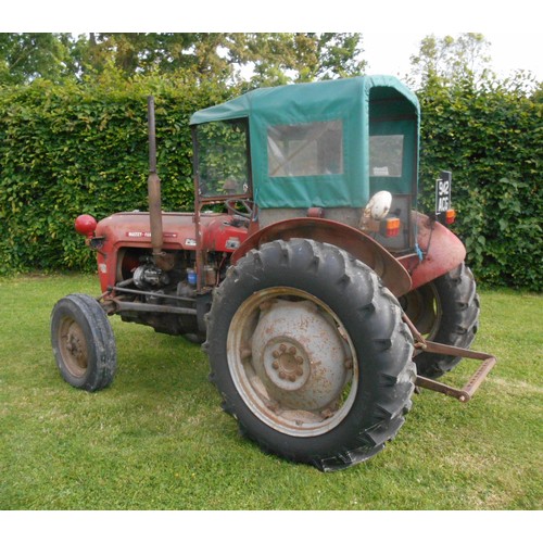 Massey Ferguson FE35 tractor. Showing only 457 hours. Reg. 942 ACG. V5