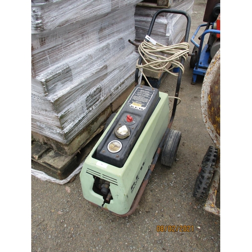 A KEW 1903K pressure washer | Barnebys