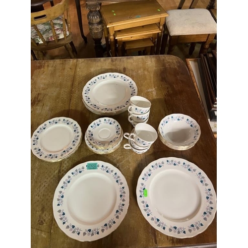 Crown Royal Bone China Breakfast Set (35 Pieces)