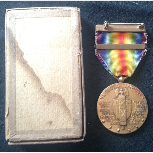 American, WW1 Victory medal and clasp.American Victory medal, clasp ...