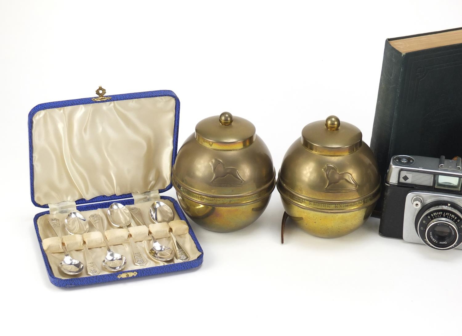 Sundry items including two Lipton's - auctions & price archive