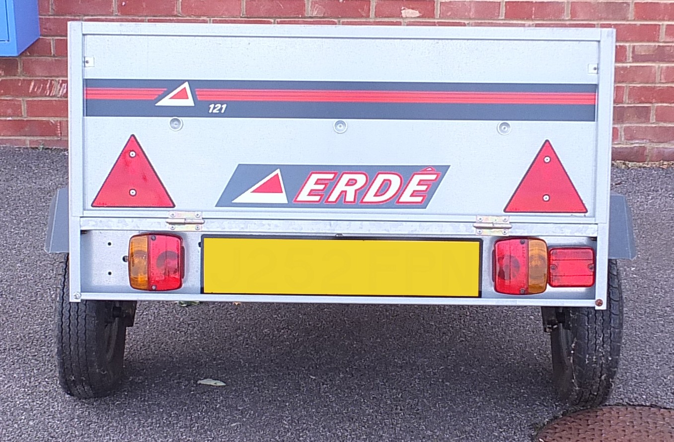 ERDE Trailers, 400kg car trailer - auctions & price archive