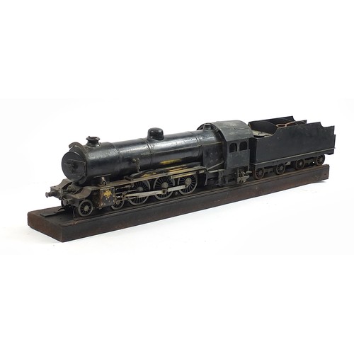 Large scratch built locomotive and tender, 99.5cm in length | Barnebys