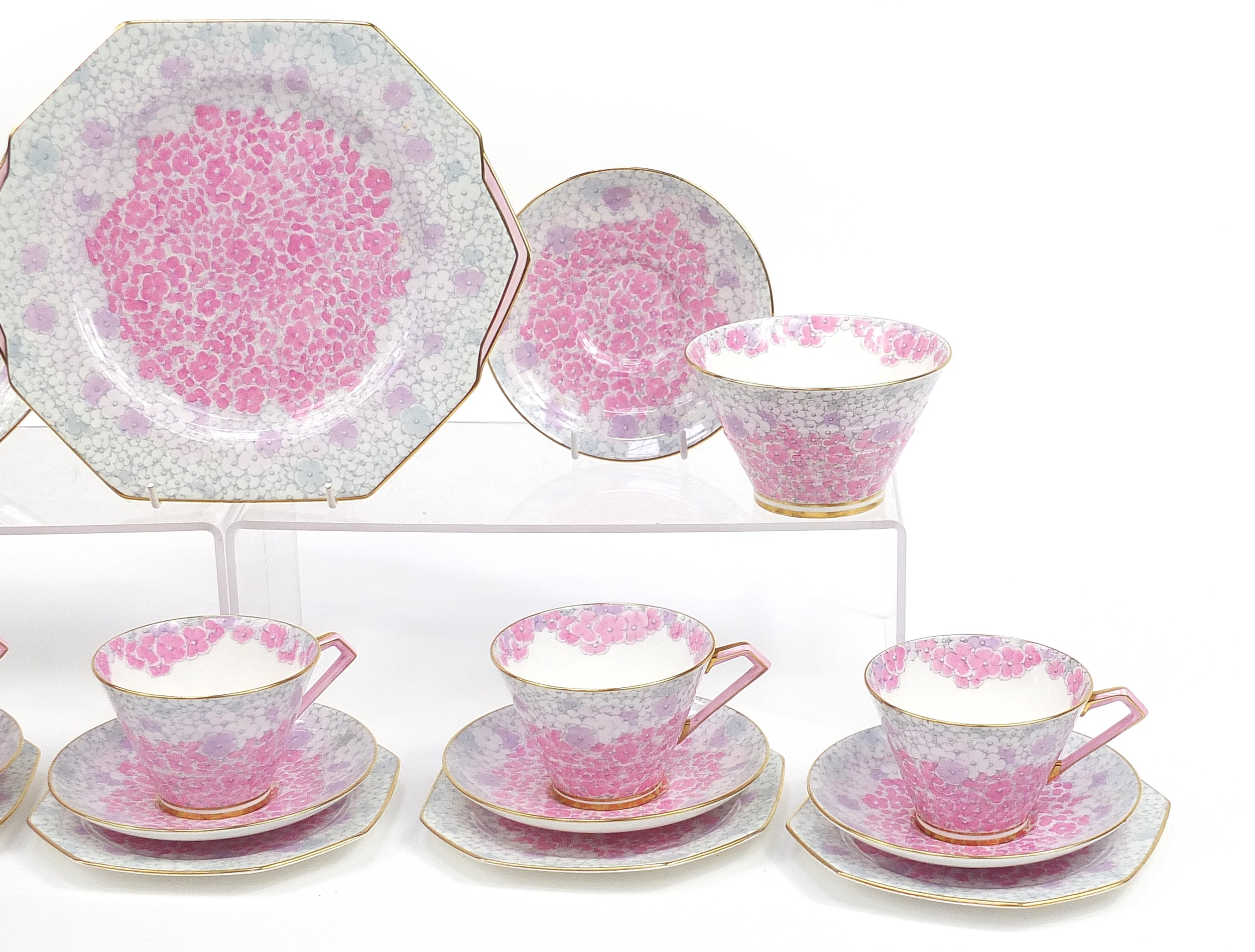 Royal Paragon tea ware, replica of - auctions & price archive