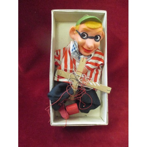 MID CENTURY AMERICAN CARTOON PUPPET OF BOY WITH BASEBALL CAP